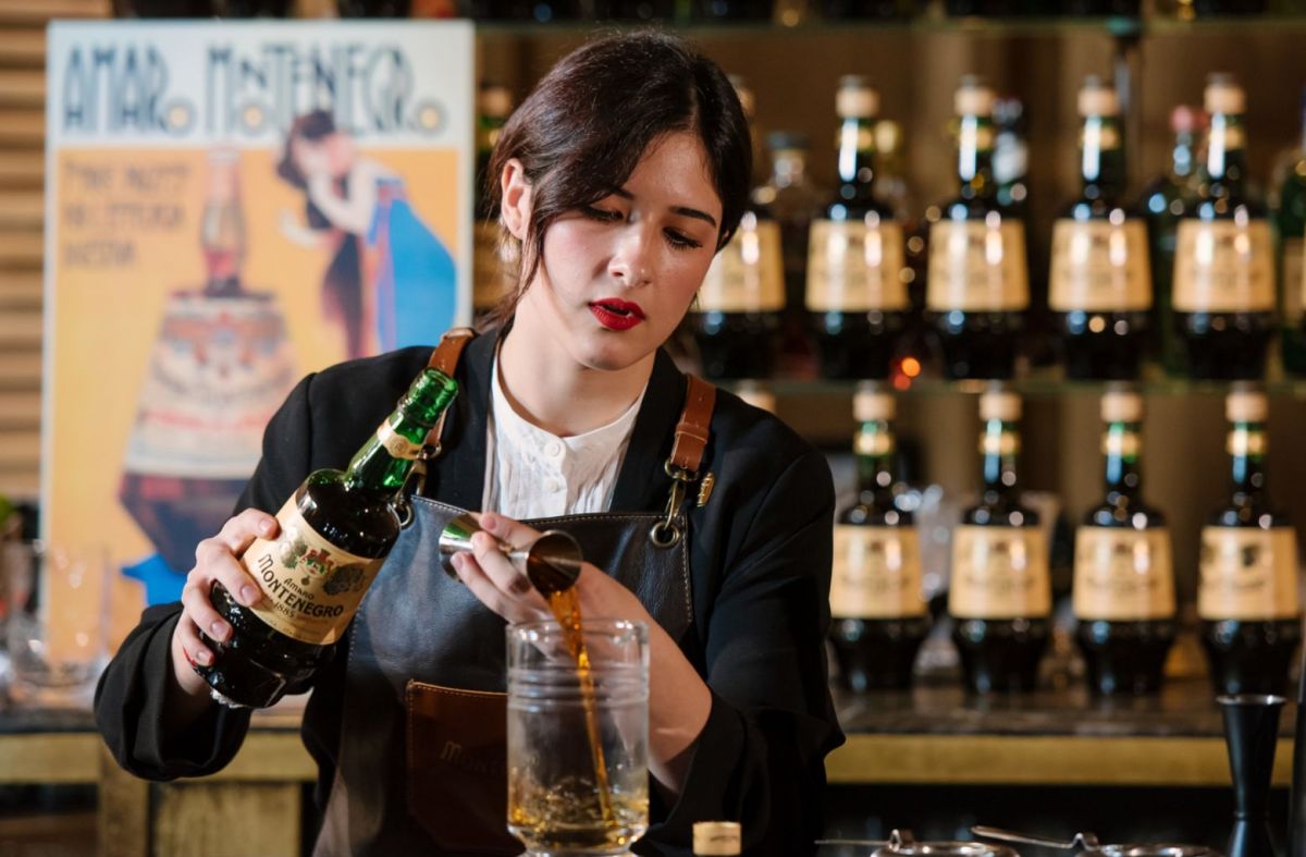 Qualities of a good bartender includes a mixture of both Personality and Knowledge